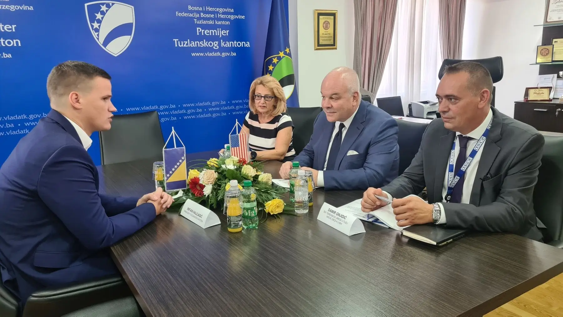 Posljednji tragični događaji problem su šire društvene zajednice ...