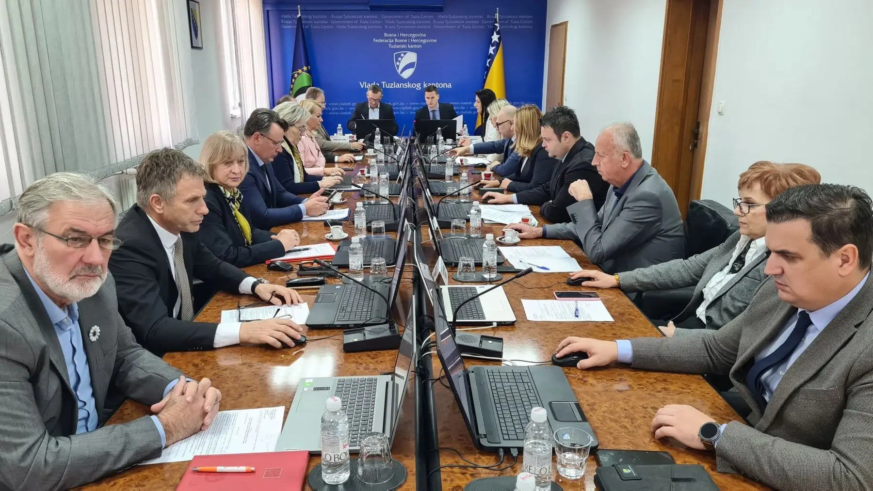 Informacija sa 82. redovne sjednice Vlade Tuzlanskog kantona | Vlada ...