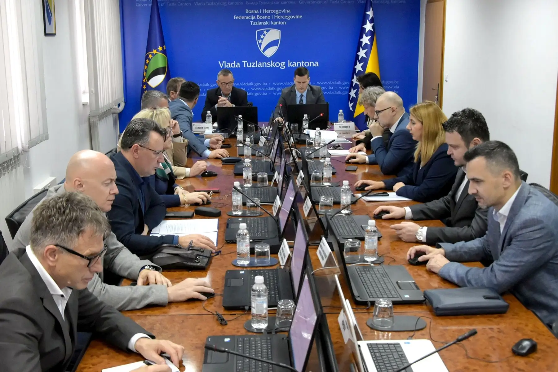 Informacija sa 4. vanredne sjednice Vlade Tuzlanskog kantona | Vlada ...