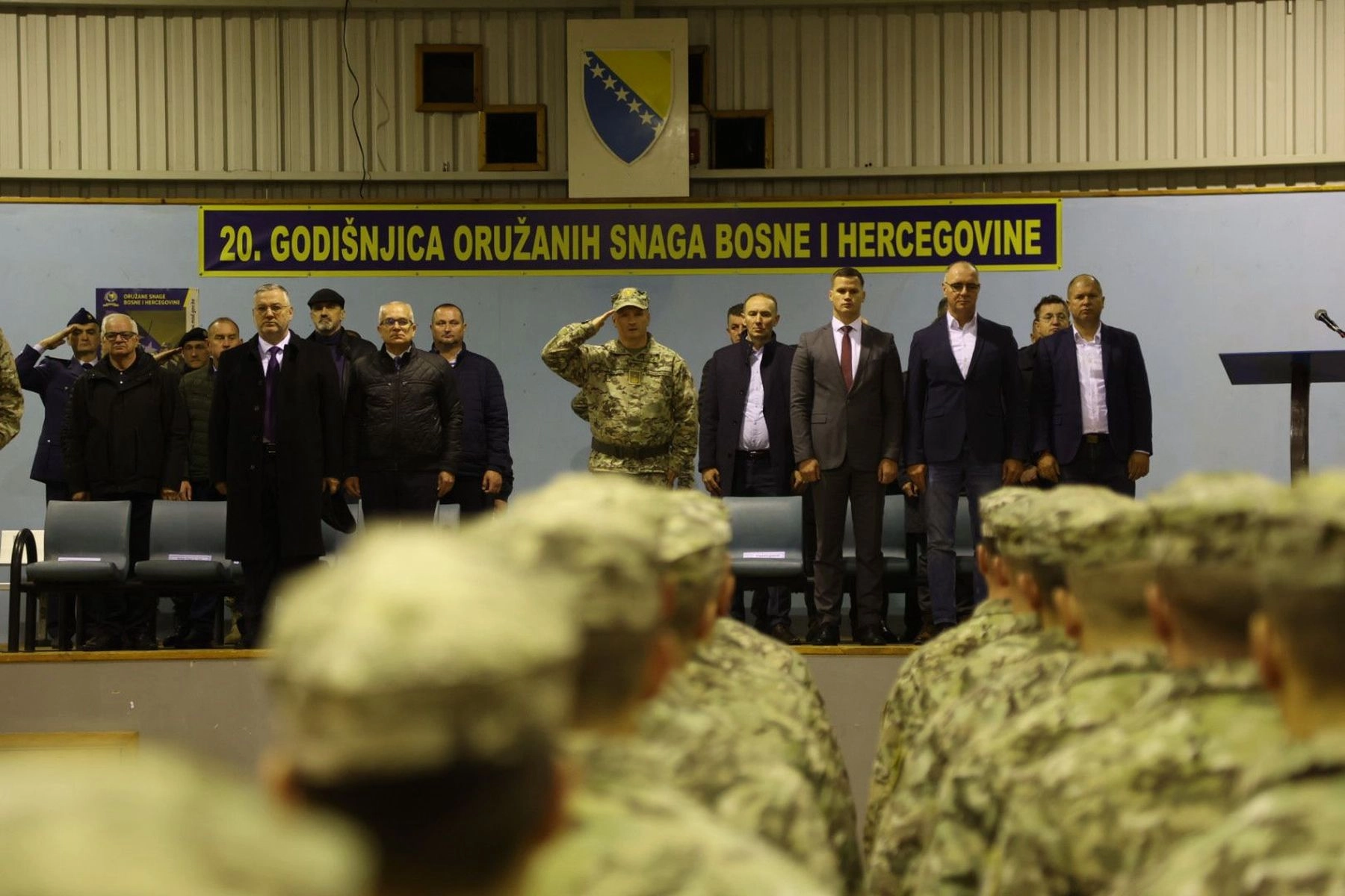 Oružane snage su snaga na koju se građani uvijek mogu osloniti | Vlada ...